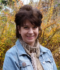 Mary Price | School of Global Languages, Literatures, and Cultures